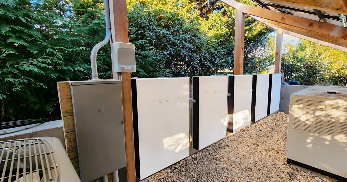 GreenLogic | Solar Battery Systems GreenLogic | Solar Battery Systems